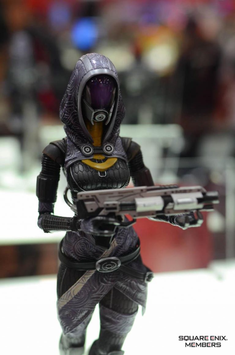 Mass Effect Tali Zora Action Figures Play Arts - O Espaço Virtual do ...