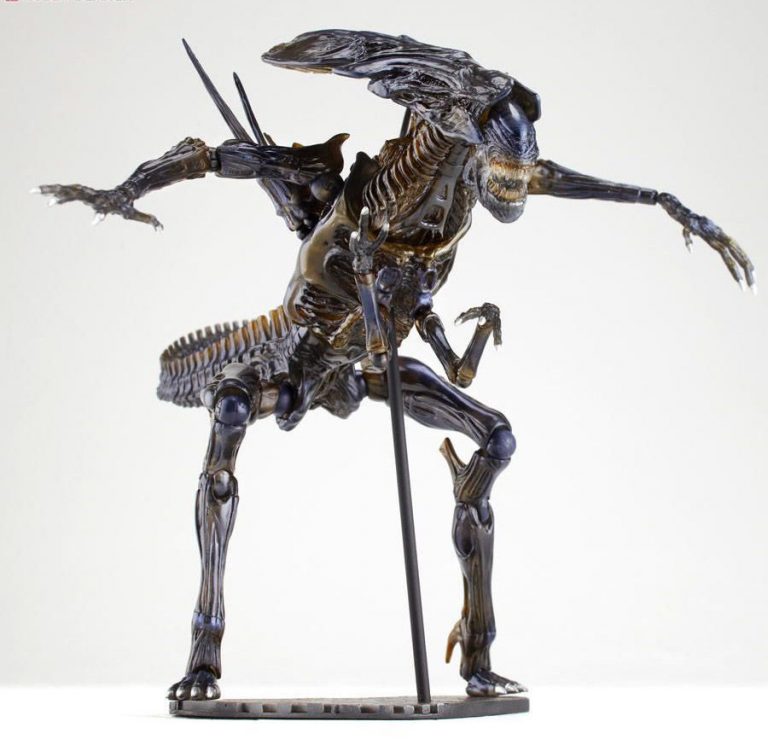 Alien Queen Revoltech Action Figure Kaiyodo - O Espaço Virtual do ...