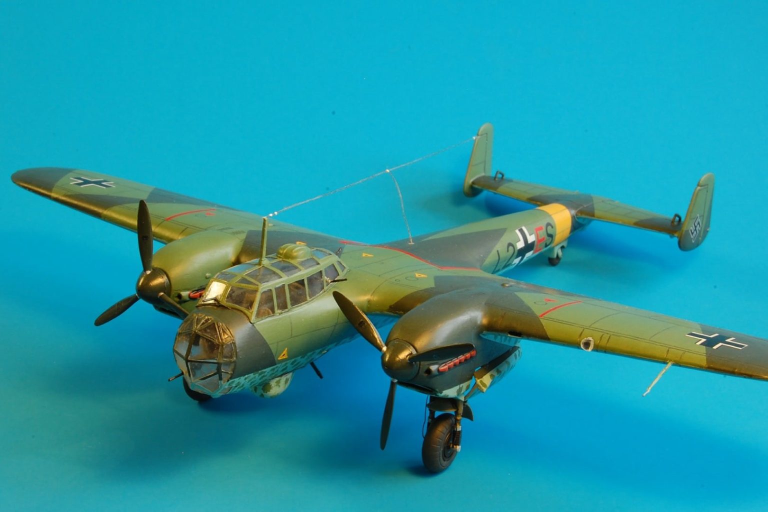 Do-215B-4 Model Kit 1/72 ICM - O Espaço Virtual do Colecionador