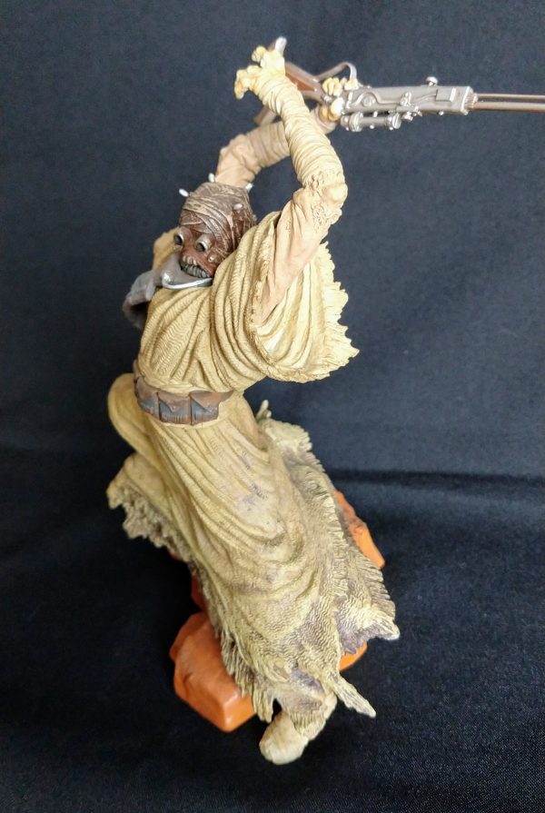 Star Wars Tusken Raider Unleashed Statue Hasbro - O Espaço Virtual do ...