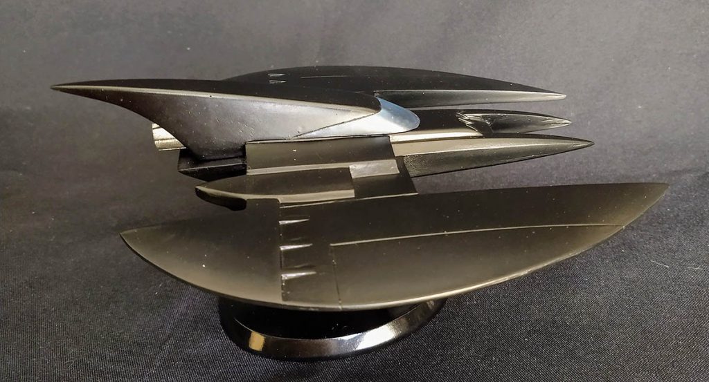 Batman Animated Batwing Resin Model - O Espaço Virtual do Colecionador