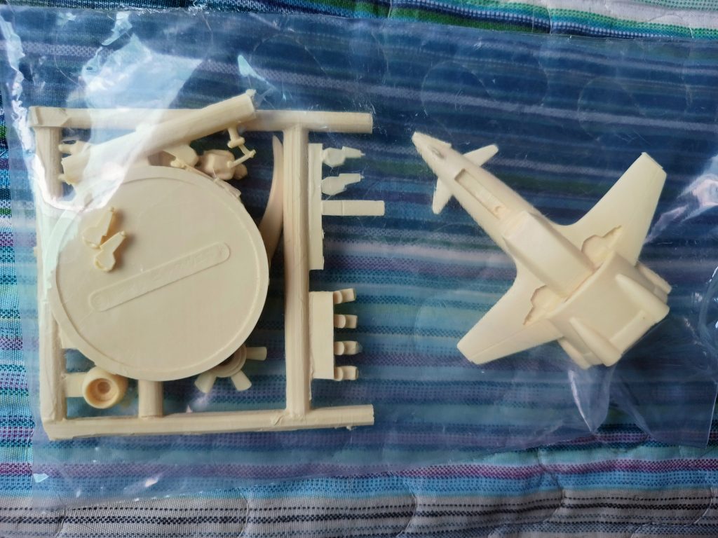 Macross Fan Racer 1/72 Resin Model Kit - O Espaço Virtual do Colecionador