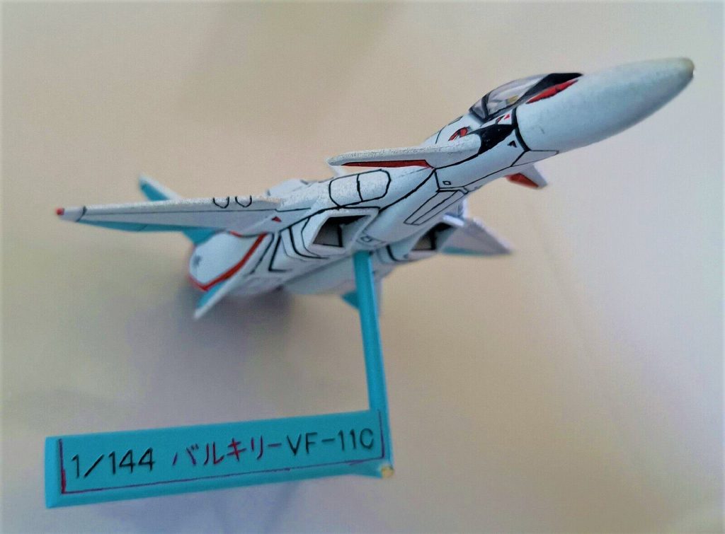 Macross VF-11 Thunderbolt Fighter 1/144 MONTADO - O Espaço Virtual do ...