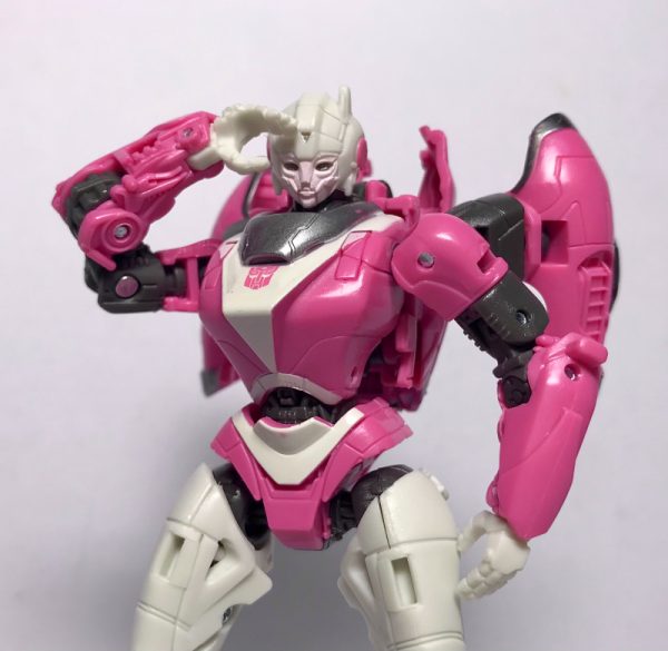 Transformers Arcee Studio Series 85 Hasbro - O Espaço Virtual do ...
